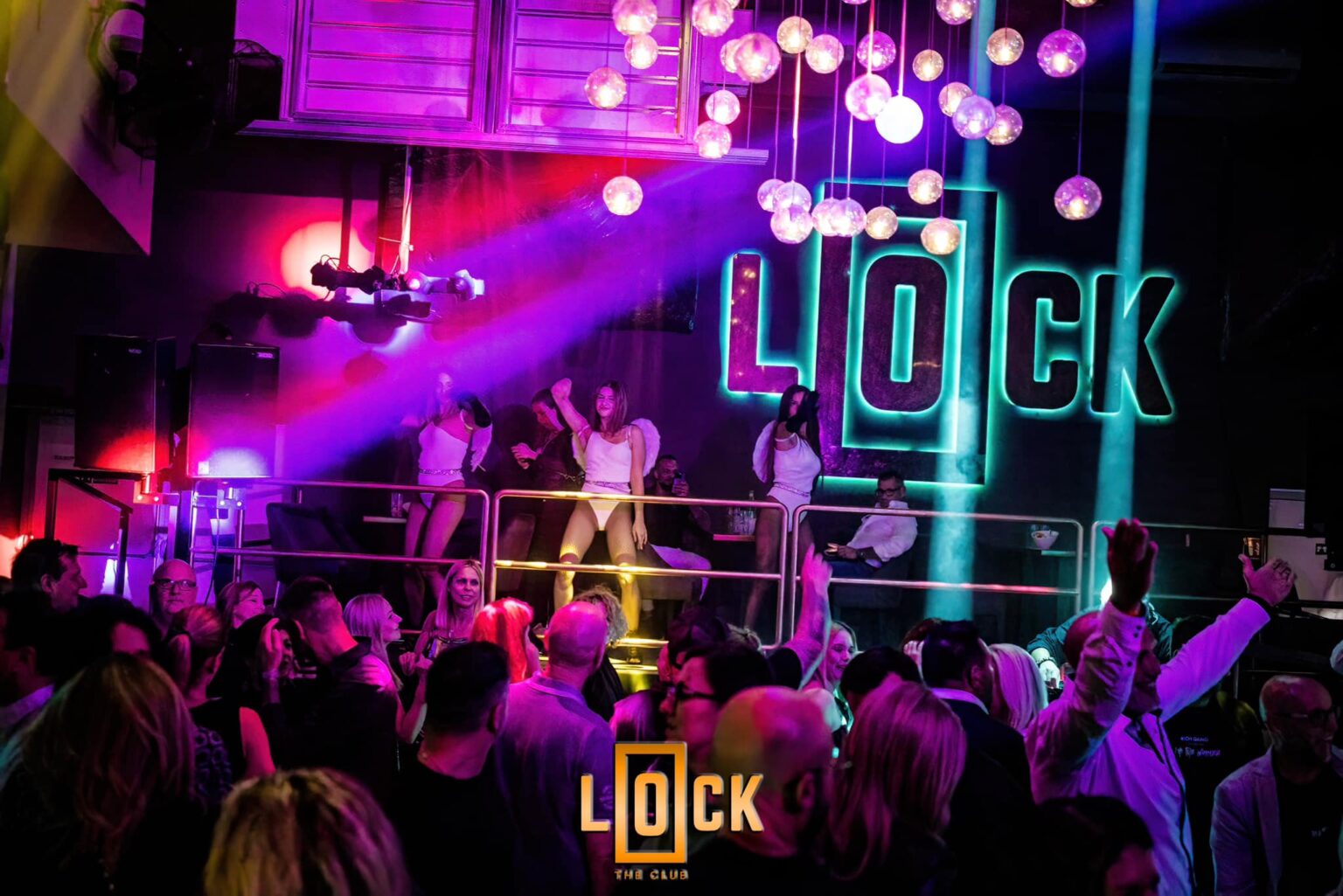 Asztalfoglalás - LOCK BUDApest